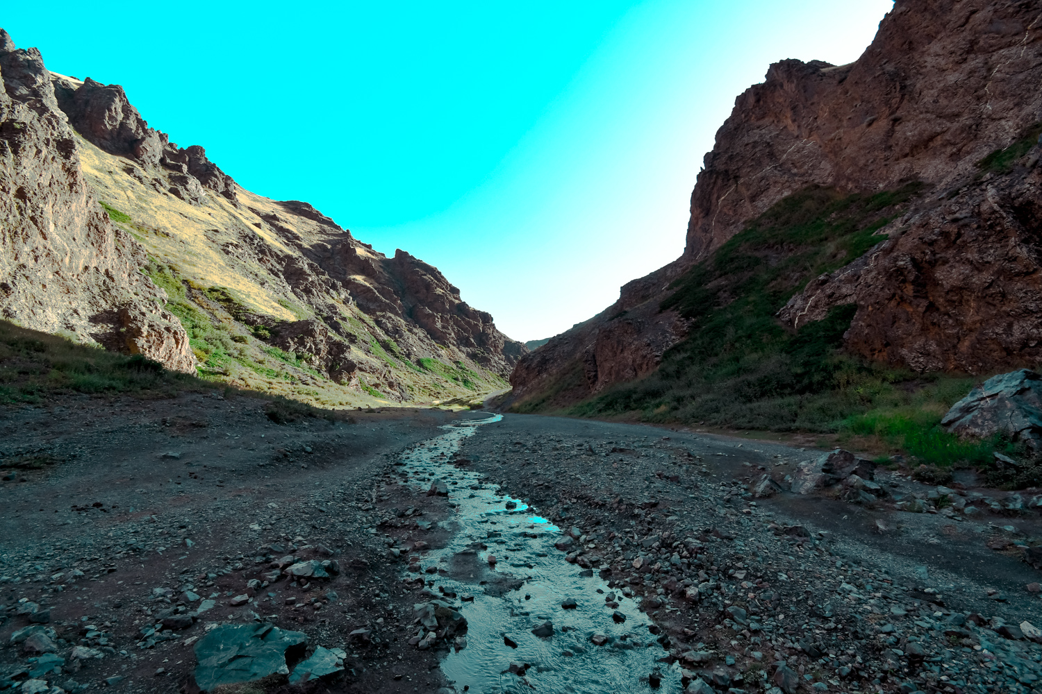 Hiking Eagle Valley — Oceans to Alpines